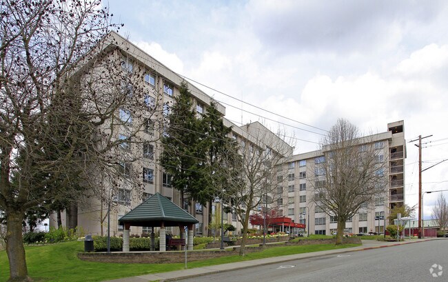 Bakerview Apartments - 2605 15th St Everett WA 98201 | Apartment Finder