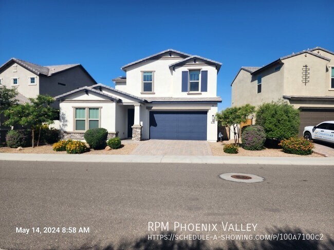 Gated Community 4/3 Modern STUNNER Great L... - 18512 N 65th Pl Phoenix ...