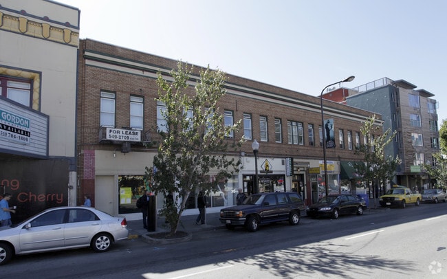 UC Studios - 2030-2036 University Ave Berkeley CA 94704 | Apartment Finder