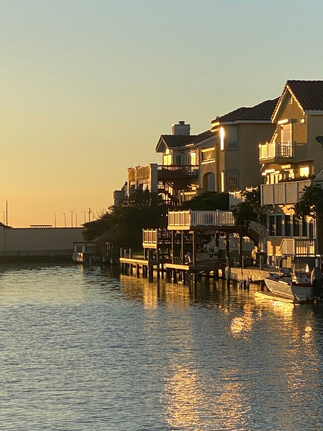 745 Kings Point Harbor Dr - 745 Kings Point Harbor Dr Corpus Christi TX ...