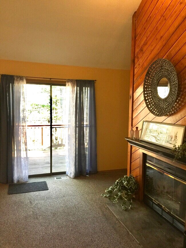 156 Stream Ct - 156 Stream Ct Bushkill PA 18324 | Apartment Finder