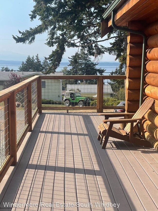 3 br, 2.5 bath House - 3617 Marine View Dr - 3617 Marine View Dr ...