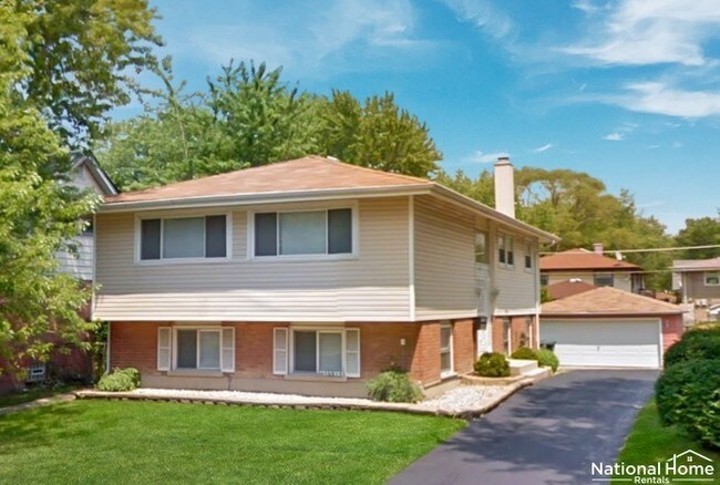 16913 Sunset Ridge Dr, Country Club Hills IL - 16913 Sunset Ridge Dr ...