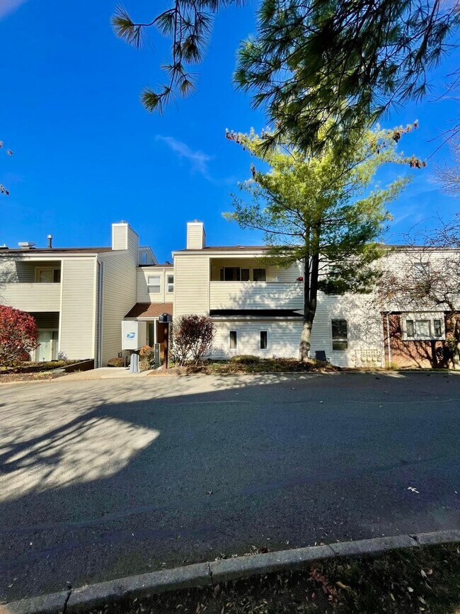 2 Bed 2 Bath- Kenzie Place~ Robinson PA - 2006 Kenzie Rd Pittsburgh PA ...