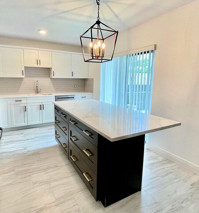 3182 SE Brook St - 3182 SE Brook St Stuart FL 34997 | Apartment Finder