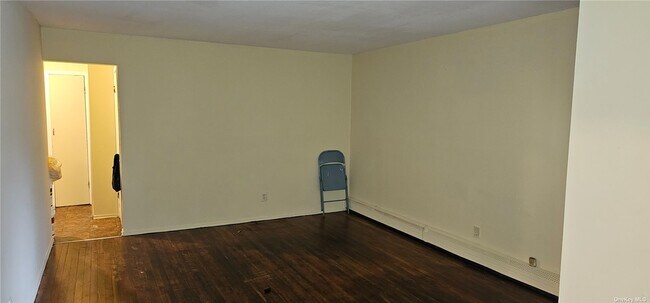 180 Wellington St - 180 Wellington St Hempstead NY 11550 | Apartment Finder