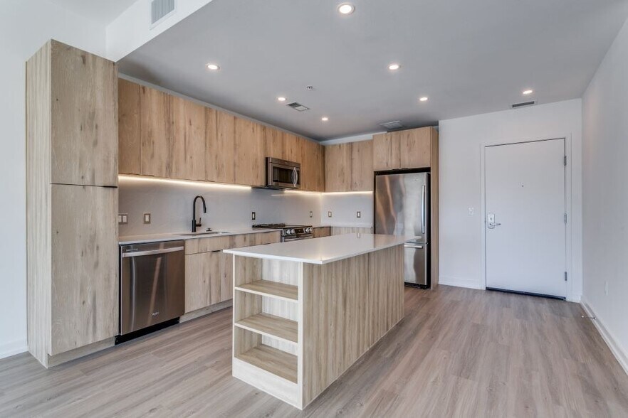 3700M - 3700 McKinney Ave Dallas TX 75204 | Apartment Finder