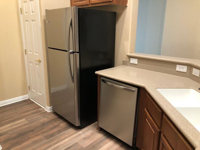 Paradise Court - 1102 Slate Crossing Ln Henderson NV 89002 | Apartment ...