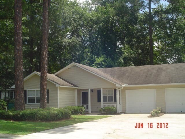 THREE BEDROOM DUPLEX IN QUAIL RISE SUBDIVI... - 2847 Fawnwood Cir ...