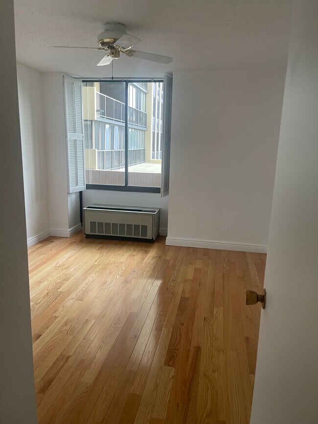 300 Winston Dr - 300 Winston Dr Cliffside Park NJ 07010 | Apartment Finder