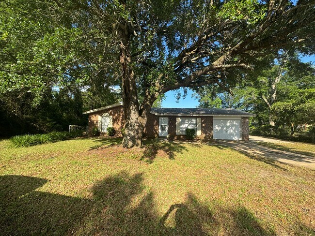 Cute Ranch Style Home - 4250 Sally St Pace FL 32571 | Apartment Finder