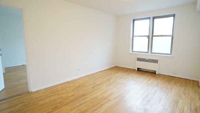 2630 Kingsbridge Terrace - 2630 Kingsbridge Terrace The Bronx NY 10463 ...