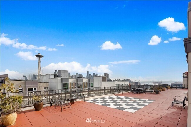 Classic 1bedroom Condo with Elegant Amenit... - 323 Queen Anne Ave N ...