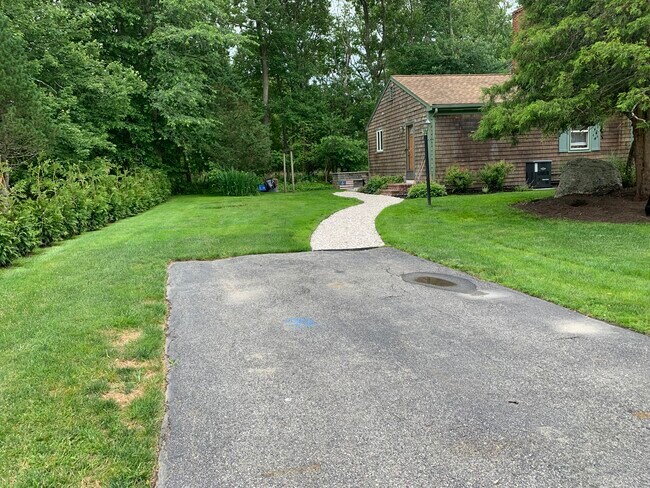 24 Jane Ln - 24 Jane Ln Bristol RI 02809 | Apartment Finder