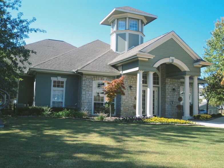 Chenal Commons - 16401 Chenal Valley Dr Little Rock AR 72223 ...