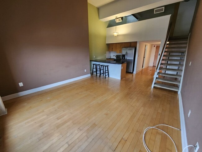Marine Club - 1106 S Broad St Philadelphia PA 19146 | Apartment Finder