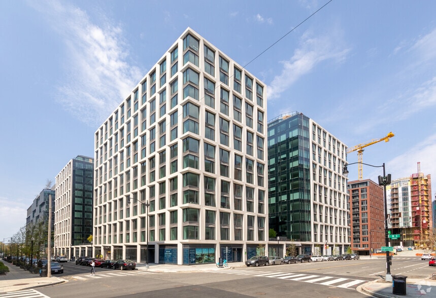 Crossing DC - 949 First St SE Washington DC 20003 | Apartment Finder