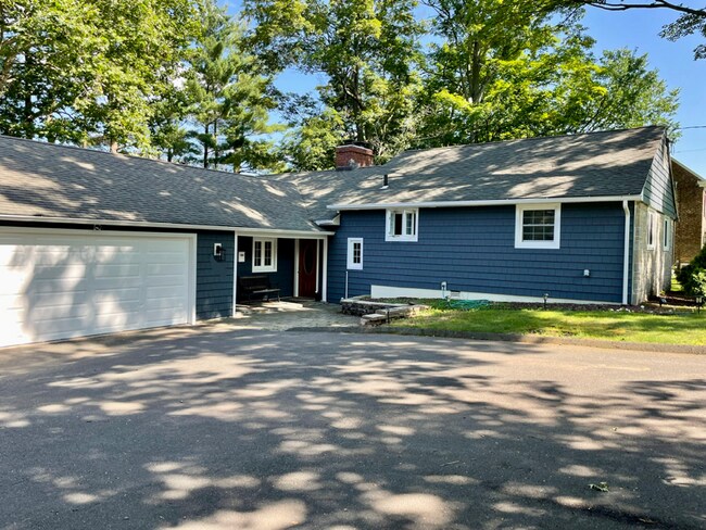 192 N Main St - 192 N Main St West Hartford CT 06107 | Apartment Finder