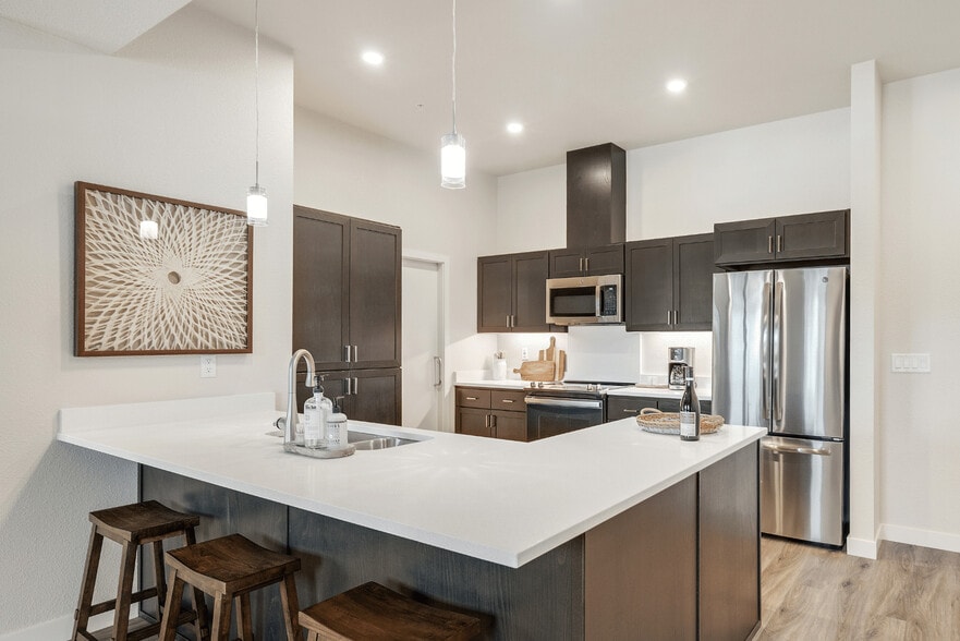 Christilla Commons - 12930 SE 162nd Ave Happy Valley OR 97086 ...