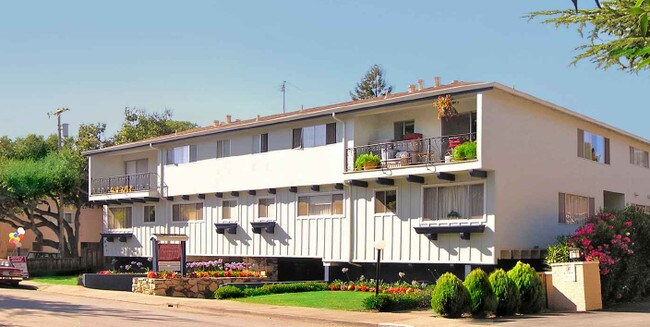 Menlo Oaks Apartments - 840-842 Coleman Ave Menlo Park CA 94025 ...