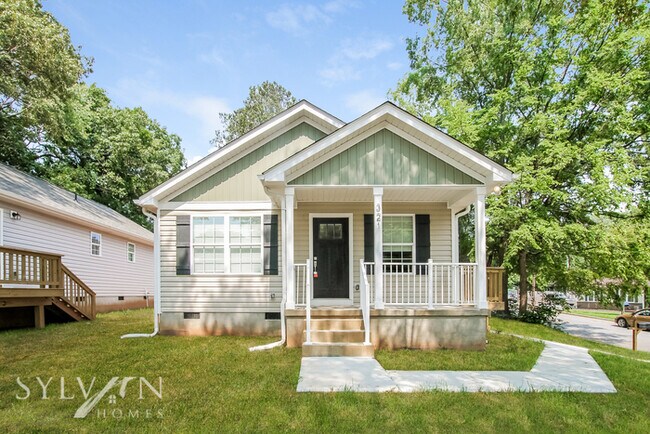 Lovely 3BR, 2BA ranch home available now! - 321 Salisbury Rd ... Lovely 3BR, 2BA ranch home available now! - 321 Salisbury Rd ...
