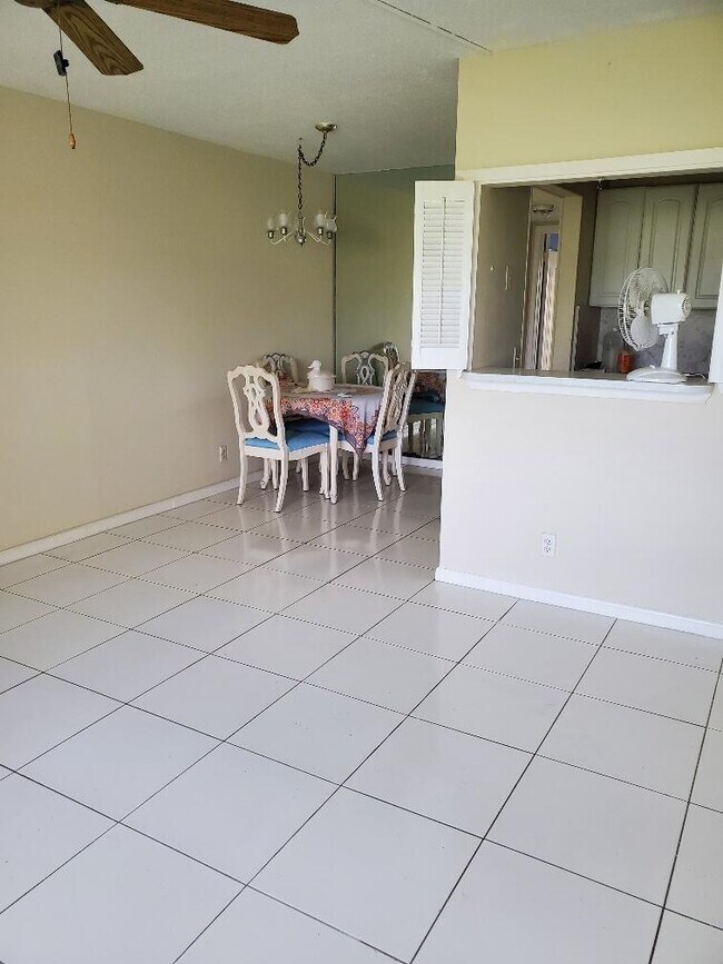 243 Dorchester K - 243 Dorchester K West Palm Beach FL 33417 ...