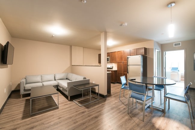 Madbury Commons - 17-21 Madbury Rd Durham NH 03824 | Apartment Finder