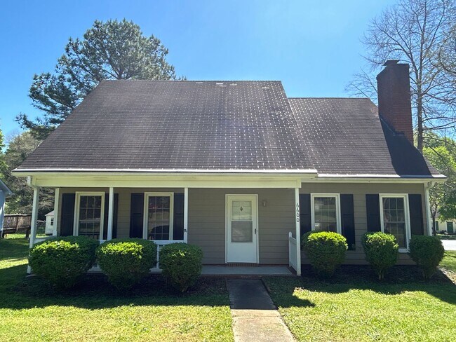 T.R. Lawing Realty Property - 6600 Raeburn Ln Charlotte NC 28227 ...