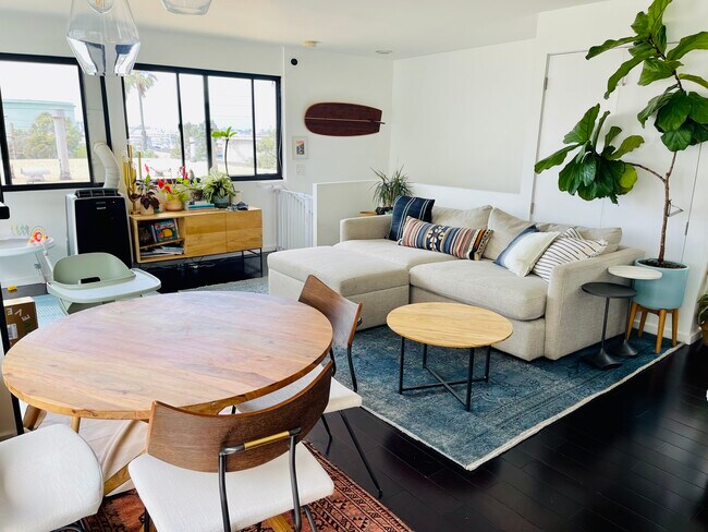 468 Rosecrans Ave - 468 Rosecrans Ave Manhattan Beach CA 90266 ...