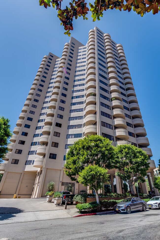 10560 Wilshire Blvd - 10560 Wilshire Blvd Los Angeles CA 90024 ...