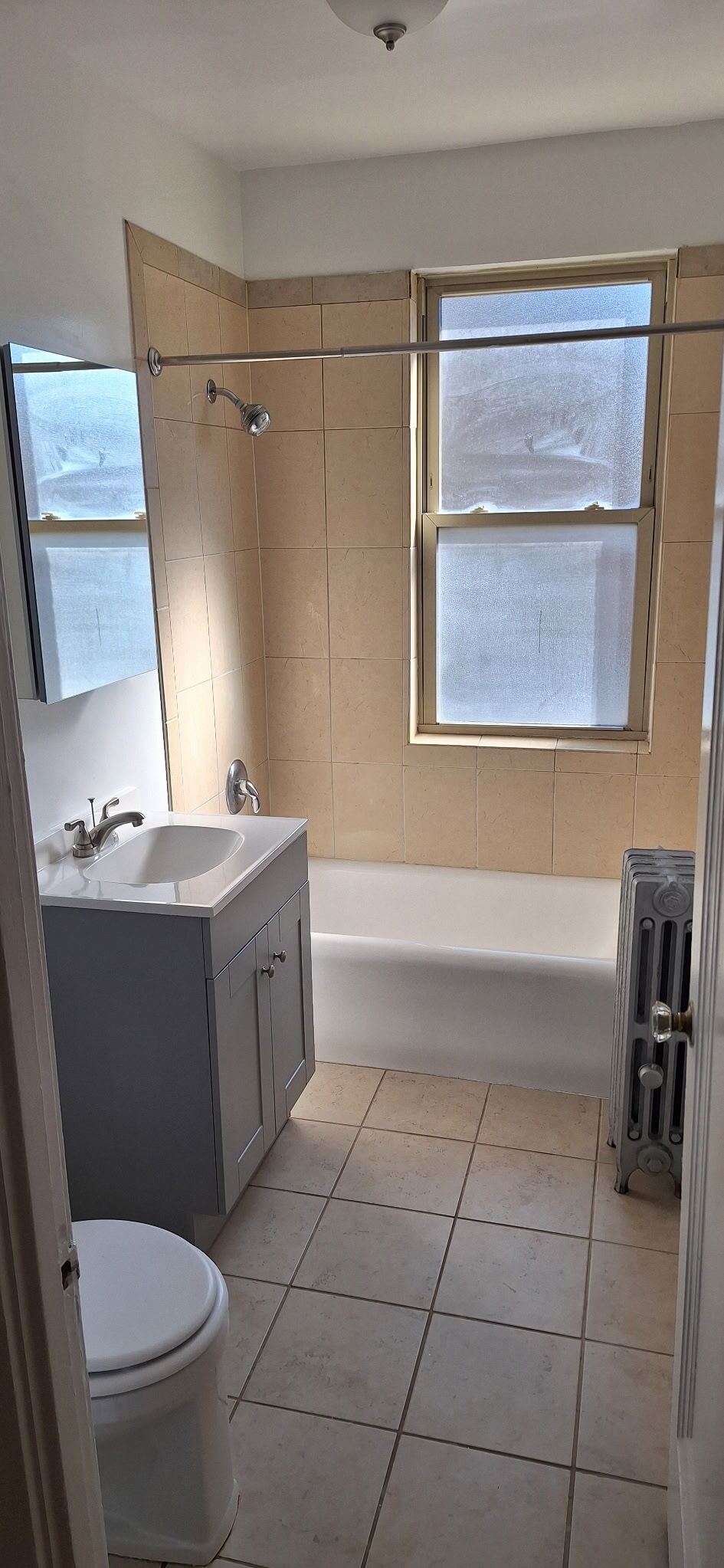 3306 W Hollywood Ave - 3306 W Hollywood Ave Chicago IL 60659 ...