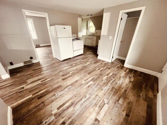 12 Howe St. Apt. 2 - 12 Howe St Lewiston ME 04240 | Apartment Finder