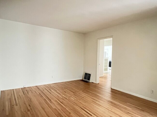 13128 Valleyheart Dr - 13128 Valleyheart Dr Studio City CA 91604 ...