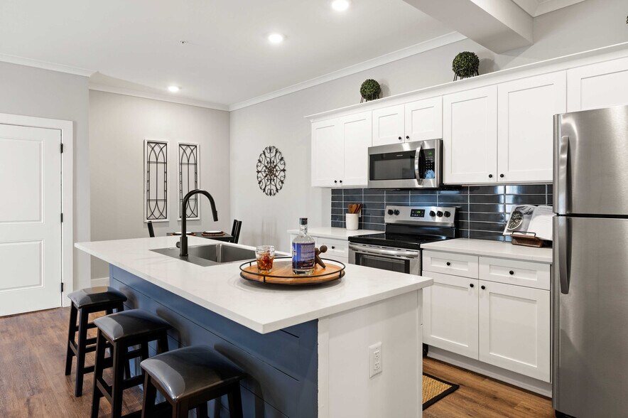 Pointe Grand Columbia - 25 Technology Cir Columbia SC 29203 | Apartment ...