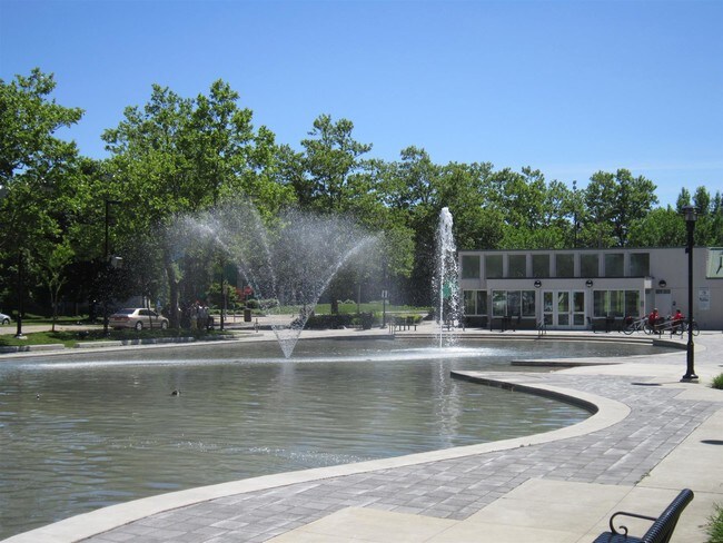 Park Square Apartments - 10 Manhattan Square Dr Rochester NY 14607 ...