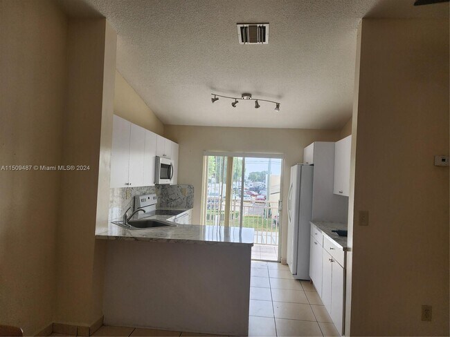 2403 W 76th St - 2403 W 76th St Hialeah FL 33016 | Apartment Finder