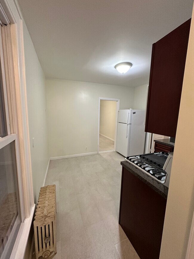 21226 Jamaica Ave - 21226 Jamaica Ave Queens Village NY 11428 ...