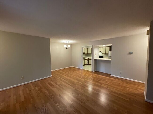 T.R. Lawing Realty Property - 1001 Churchill Downs Ct Charlotte NC ...