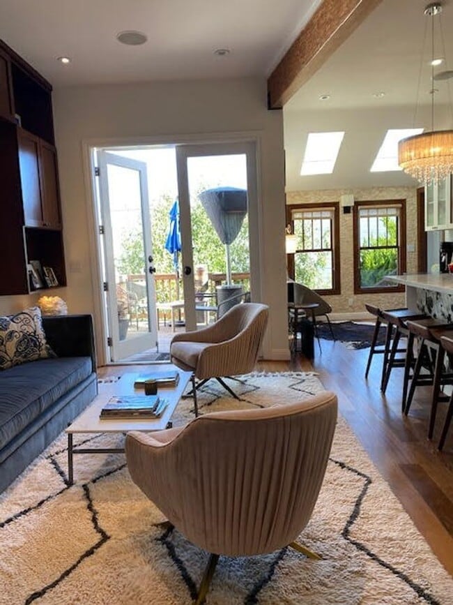 Centrally Located Upper Castro / Corona Ht... - 4115 17th St San ...