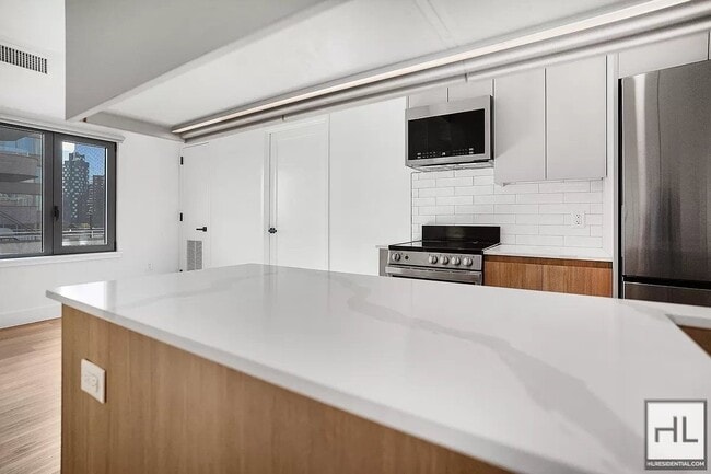 PITT STREET - 63 Pitt St New York NY 10002 | Apartment Finder
