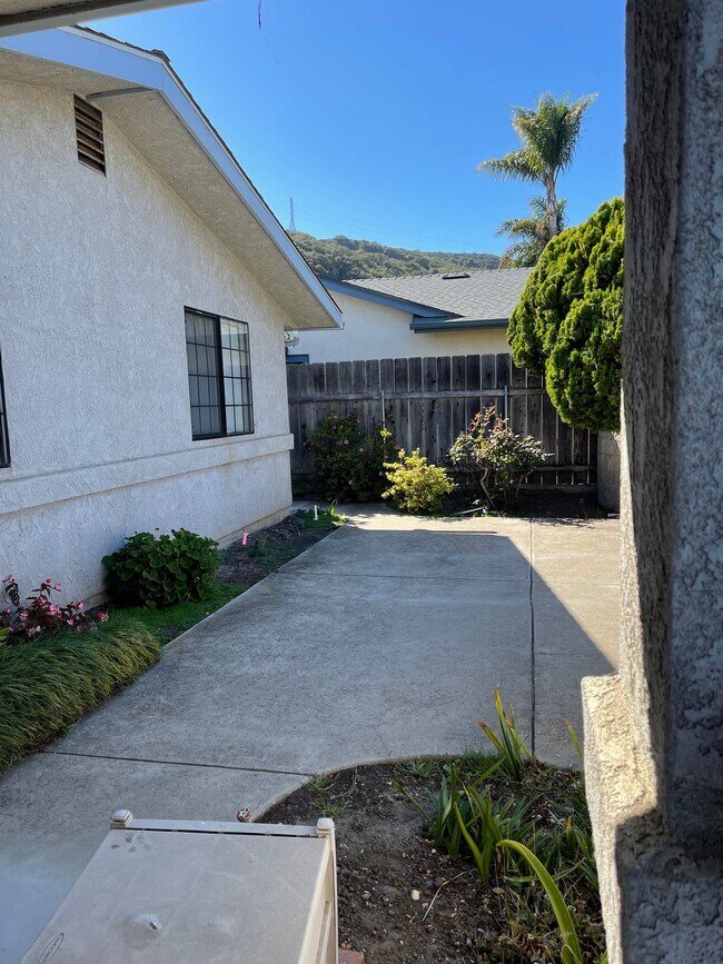 1759 Royal Way - 1759 Royal Way San Luis Obispo CA 93405 | Apartment Finder