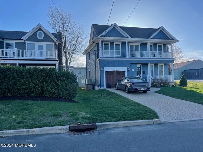 8 Ave of Two Rivers - 8 Ave of Two Rivers Rumson NJ 07760 | Apartment ...