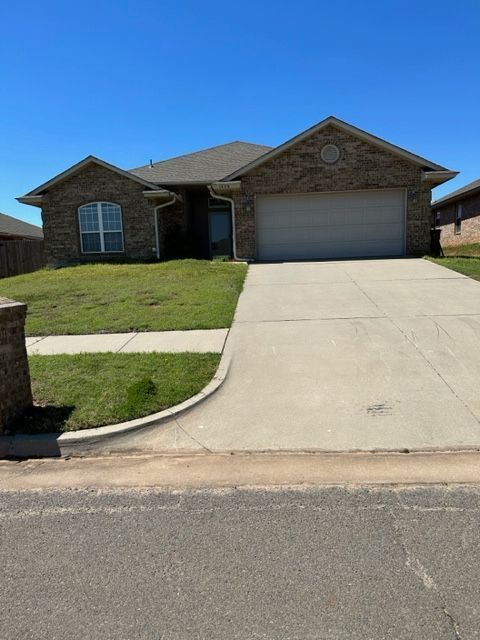 3 Bed 2 Bath in Moore - 1409 Meadow Run Dr Moore OK 73160 | Apartment ...