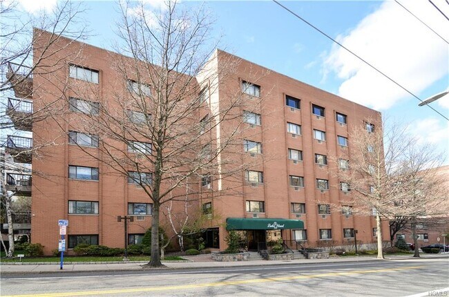 21 Lake St - 21 Lake St White Plains NY 10603 | Apartment Finder
