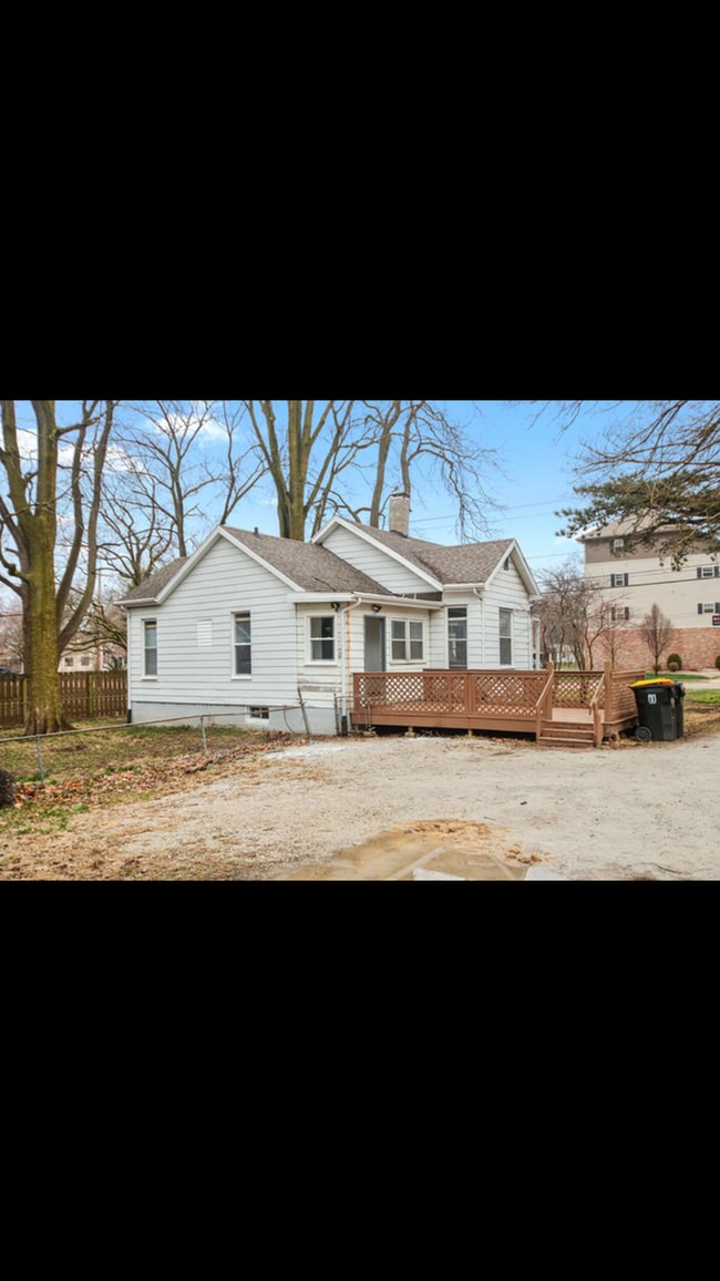 915 Hovey Ave - 915 Hovey Ave Normal IL 61761 | Apartment Finder