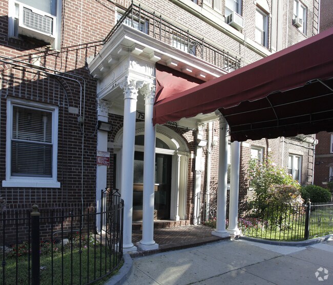The Betsy Ross - 751 St Marks Ave Brooklyn NY 11216 | Apartment Finder