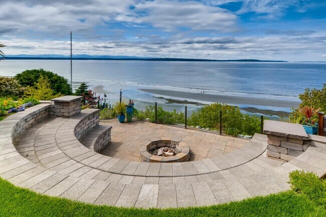 Blue Ridge Waterfront Home - 2336 NW Blue Ridge Dr Seattle WA 98177 ...