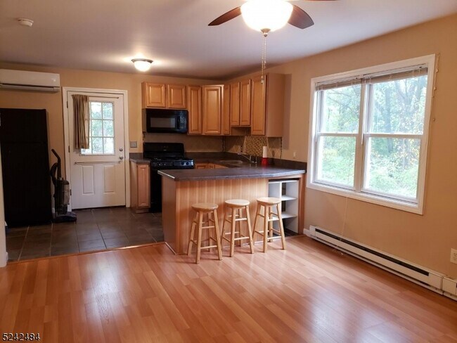 9 Harrison Rd - 9 Harrison Rd Riverdale NJ 07444 | Apartment Finder