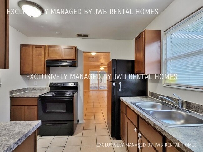2211 Burpee Dr - 2211 Burpee Dr Jacksonville FL 32210 | Apartment Finder