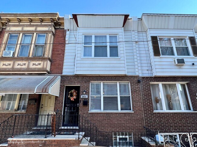 Gorgeous 3-Bedroom Townhome in South Phila... - 2631 S Marshall St ...